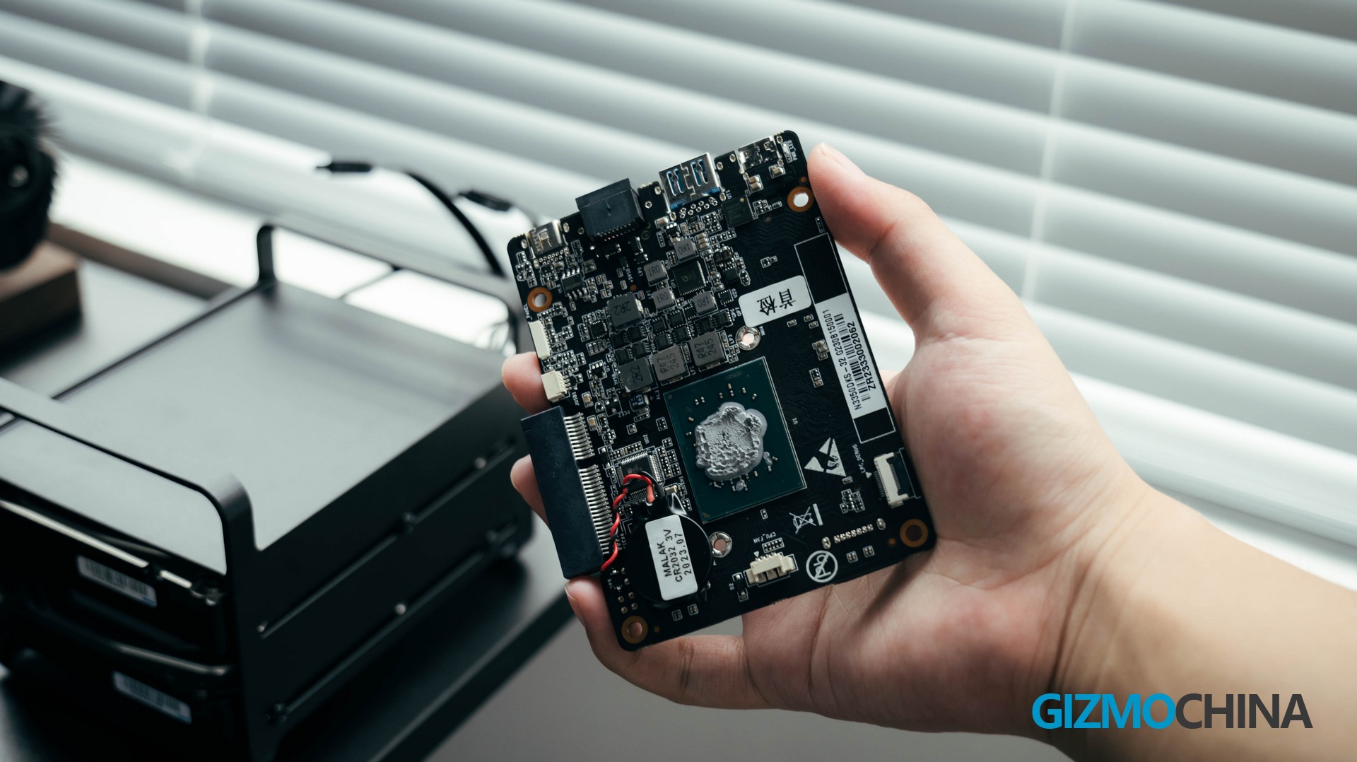 ZimaBlade Review: Modulerized Single Board Server for Cyber Native ...