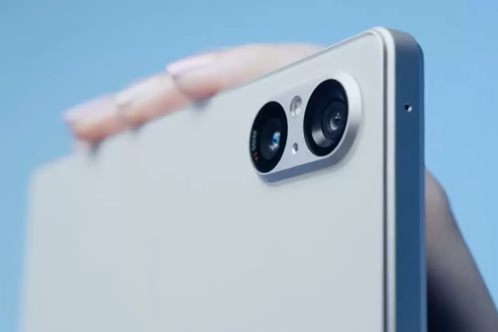 Sony Xperia 1 VI camera specs revealed in leaked marketing materials