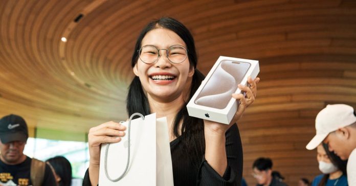 iPhone 15 and 15 Pro launch day is finally here! - Gizmochina