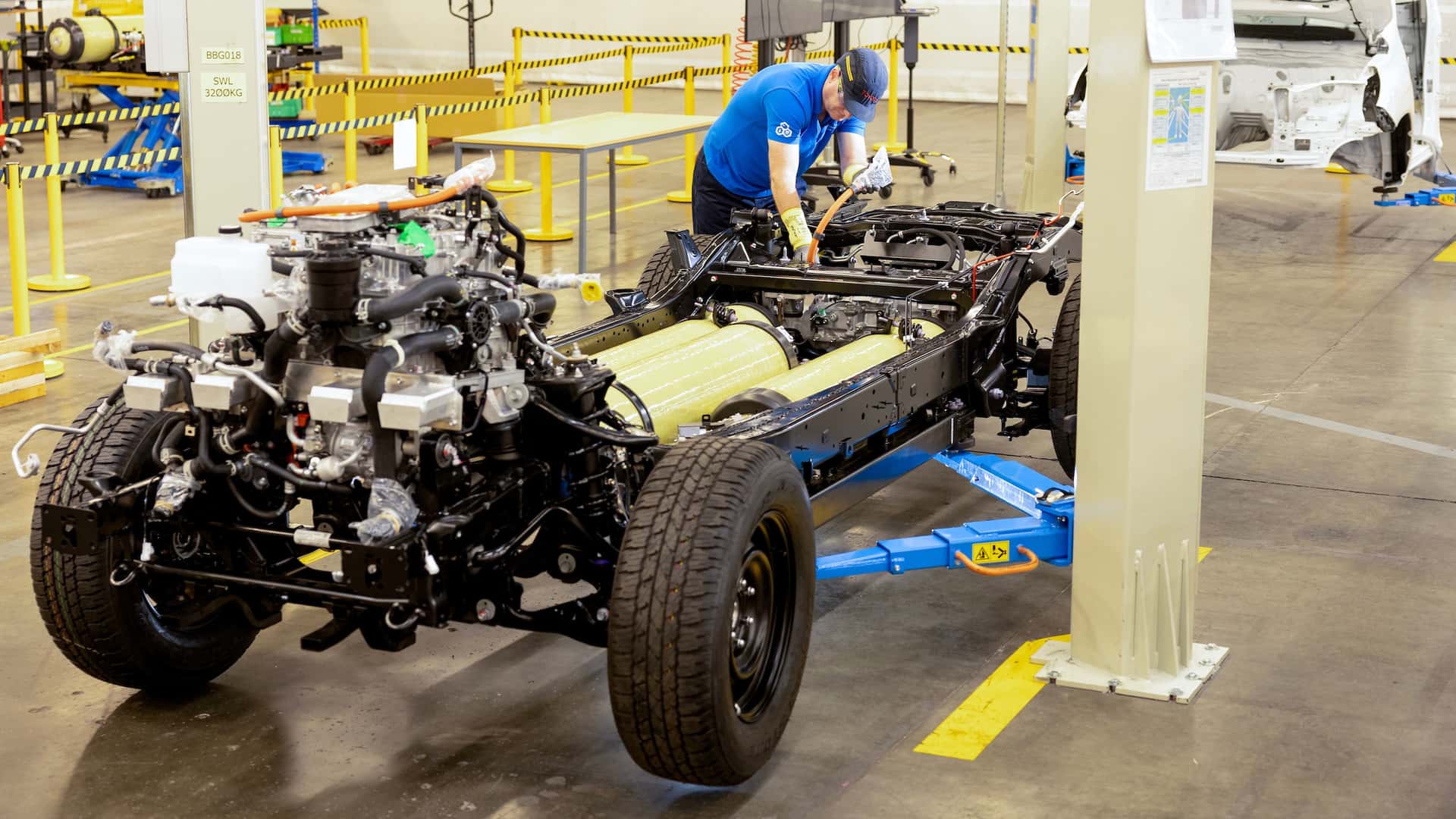 Toyota Takes on Hydrogen Fuel Tech with The New Hilux Prototype ...