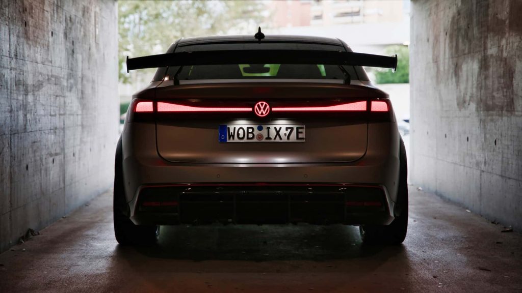 Volkswagen Unveils the ID.X Performance Electric Concept Car with 550 ...
