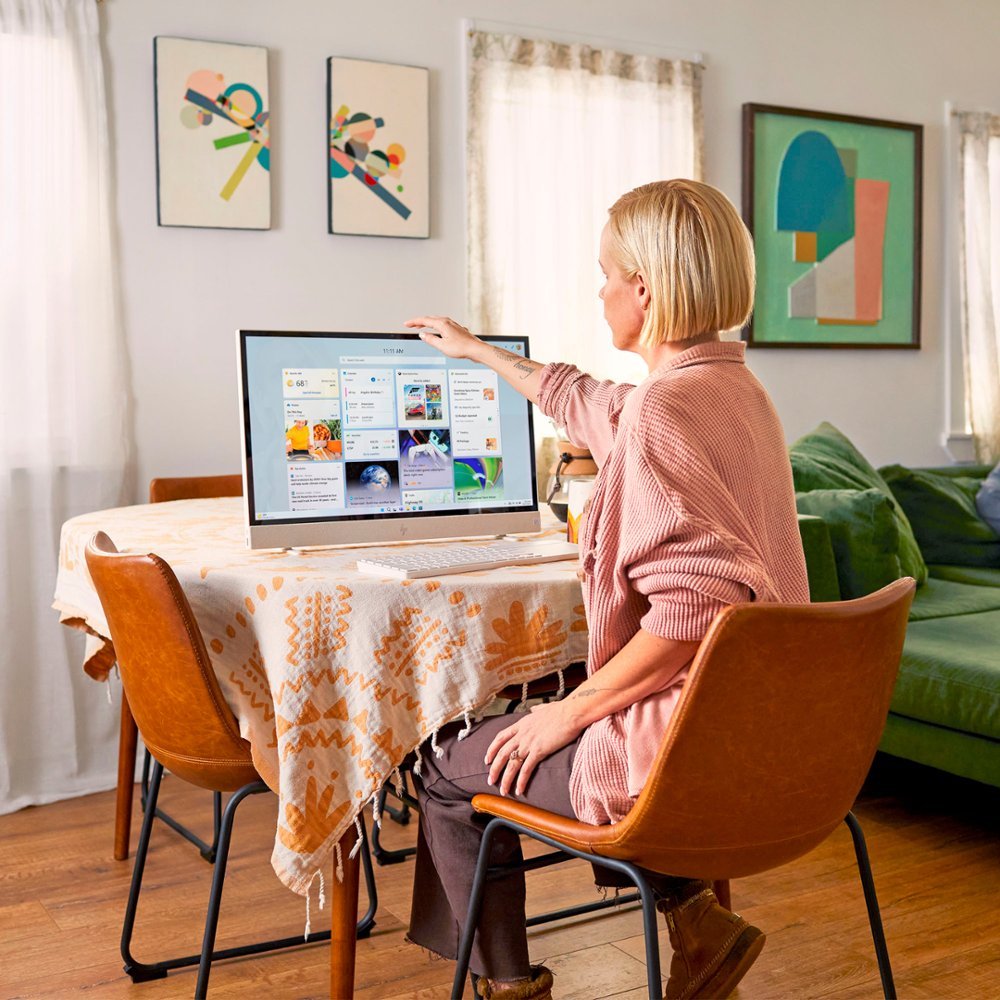 HP Envy Move portable 24" AIO PC launched featuring a 13th Gen i5 CPU ...