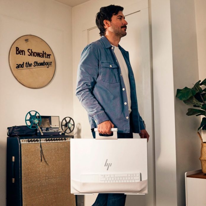 HP Envy Move all-in-one portable PC launched in India, with 2K display ...