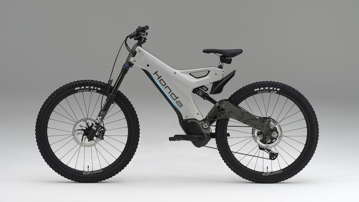 Honda e-MTB concept electric bicycle with an adorable frame showcased at the 2023 Japan Mobility ...