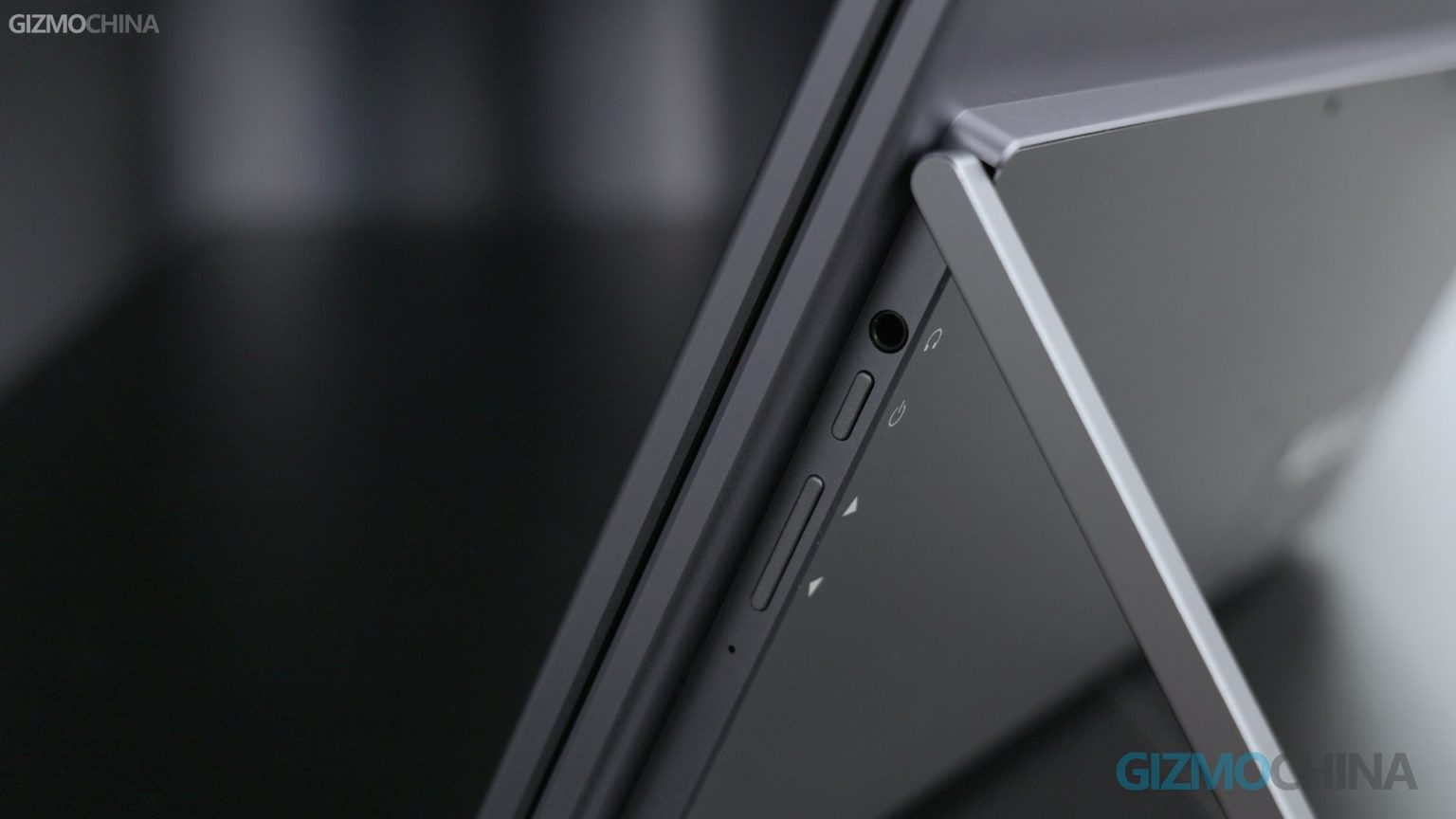 InnoView Folding Portable Dual Monitor Review: 3 Displays Extender ...