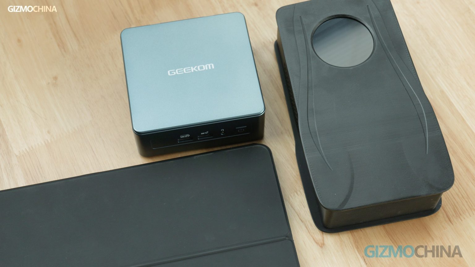 SGWZONE eGPU - Gaming & AI BOX Review: An eGPU & Docking Station With ...