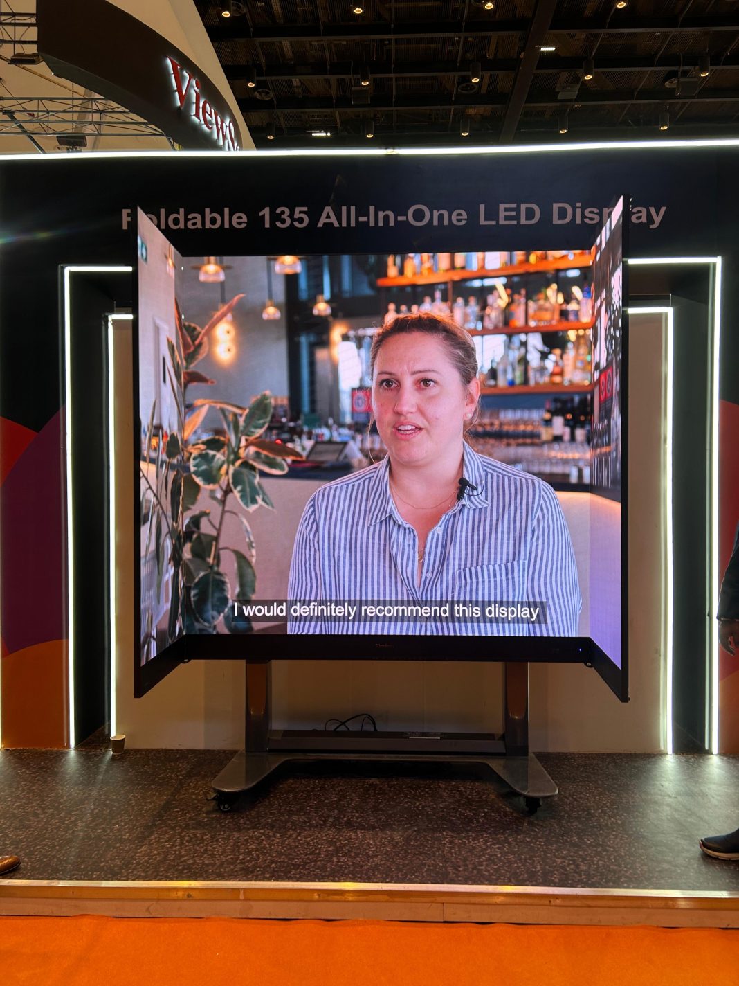 ViewSonic Unveils Foldable 135-Inch All-in-One LED Display at InfoComm ...