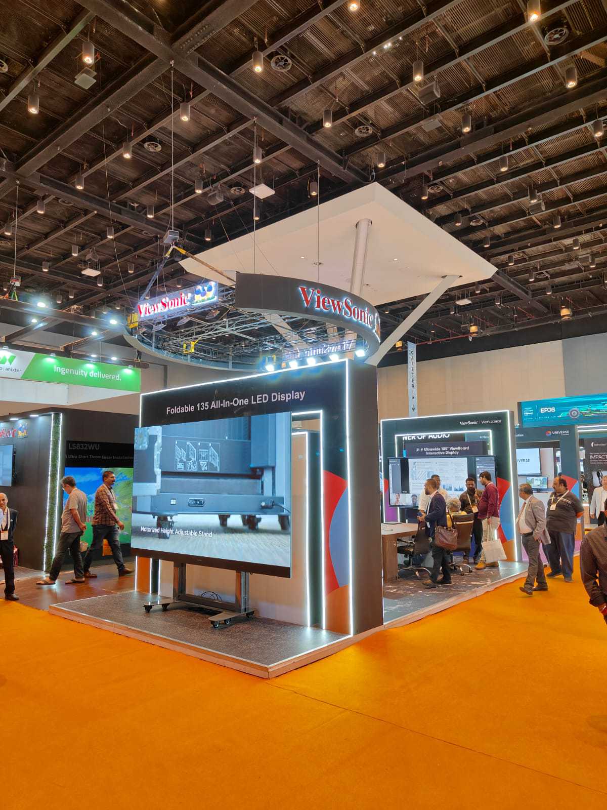 ViewSonic Unveils Foldable 135-Inch All-in-One LED Display at InfoComm ...