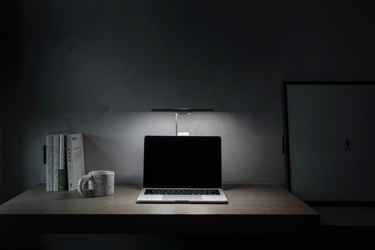 BenQ magnetic LaptopBar with auto-dimming and ambient light released ...