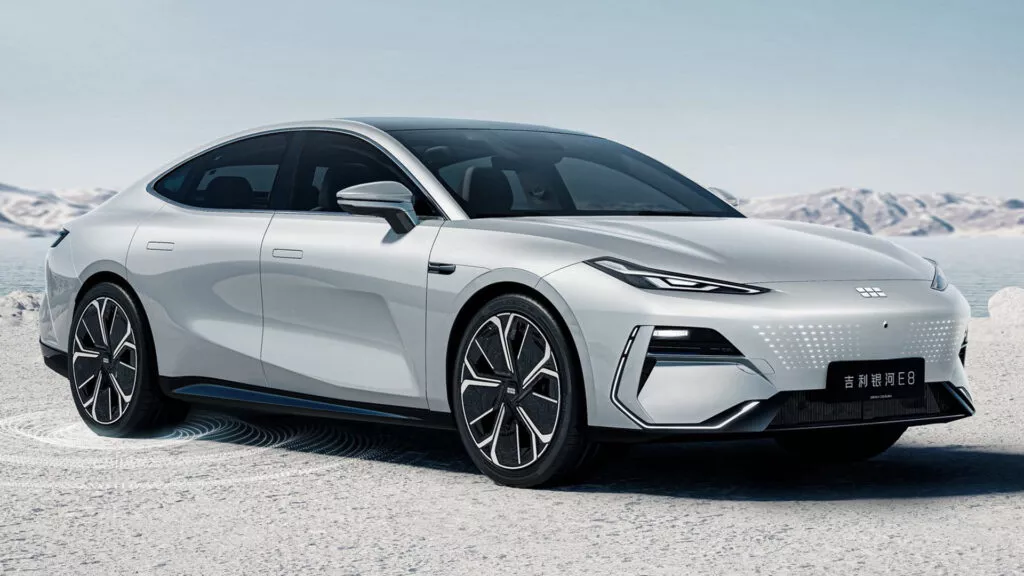 Geely Galaxy E8 electric sedan with up to 665km range and tons of features unveiled - Gizmochina