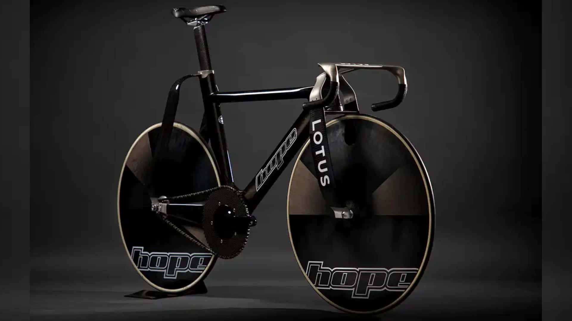 The New Lotus Type 136 E-Bike has Olympic Flair and a Featherweight ...