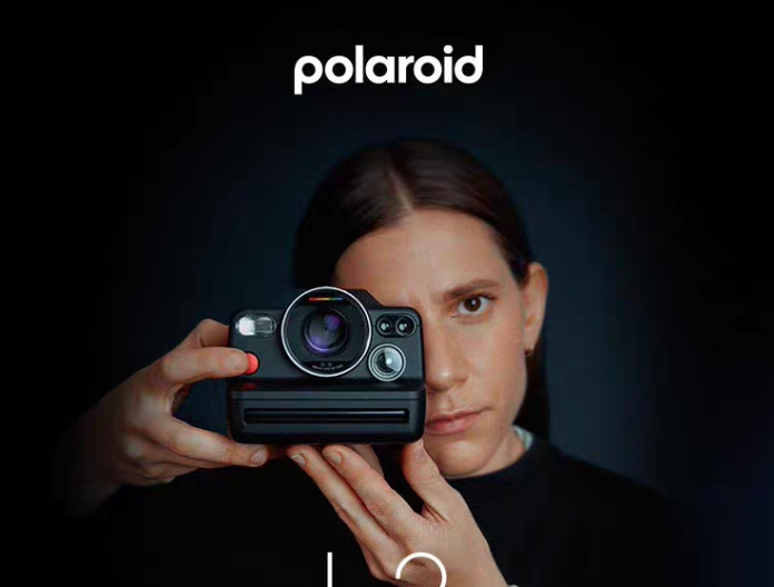 Polaroid I-2 flagship instant camera with LiDAR autofocus, three-lens ...