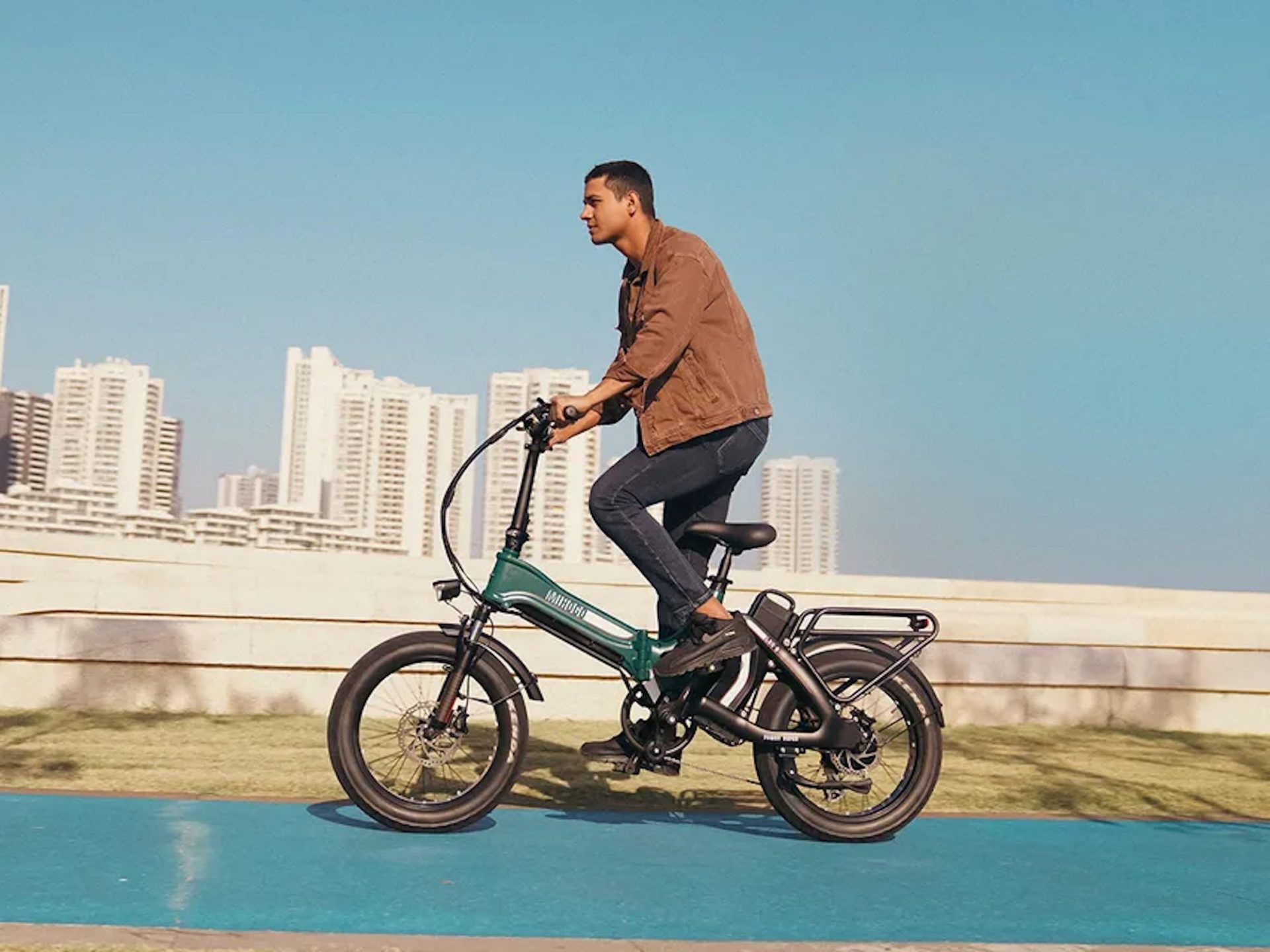 Mihogo One folding e-bike with a 270km range, torque sensor, and fat ...