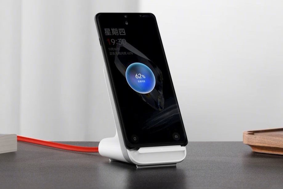 OnePlus launches new 50W wireless charger for OnePlus 12 - Gizmochina