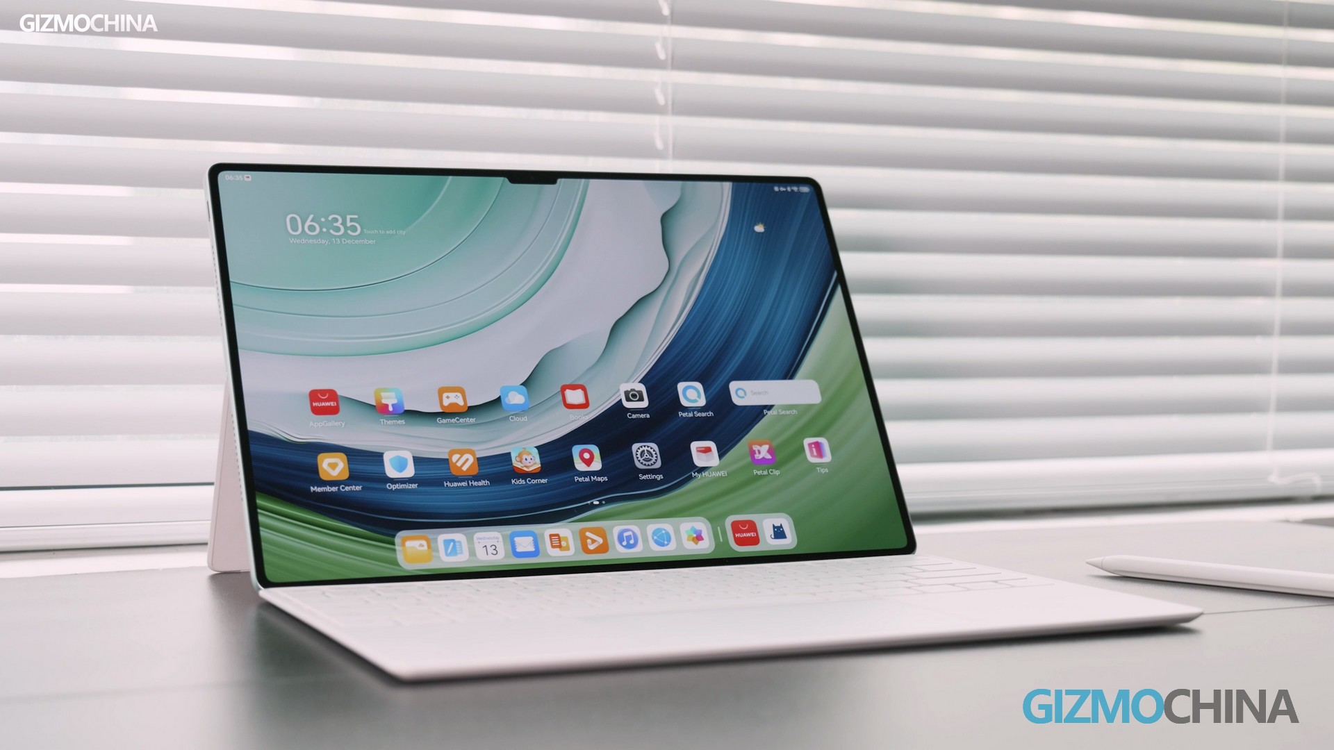 Huawei MatePad Pro 13.2" tablet gets a new SIM card version - Gizmochina