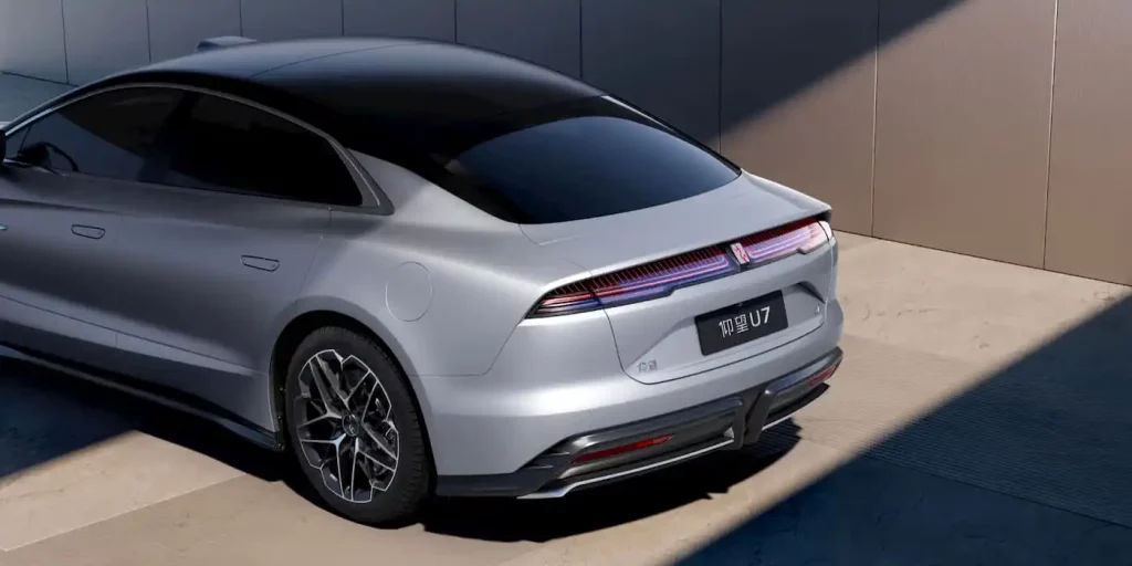 BYD’s Yangwang U7 sleek sedan with 1,000+ horsepower motor unveiled in ...