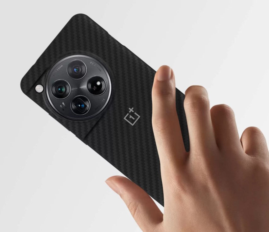 OnePlus AIRVOOC 50W Wireless Charger And Bumper Cases For the OnePlus ...