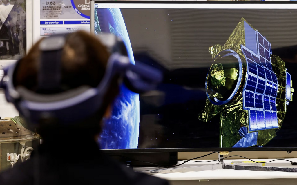 Japan's SLIM Lunar Lander Touches Down on the Moon, But There's a Snag ...