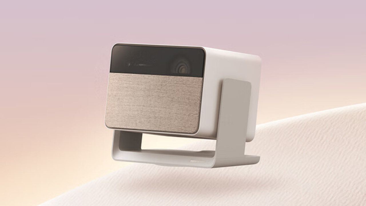 XGIMI RS 10 Mini laser gimbal projector with 800 CVIA lumens launched ...