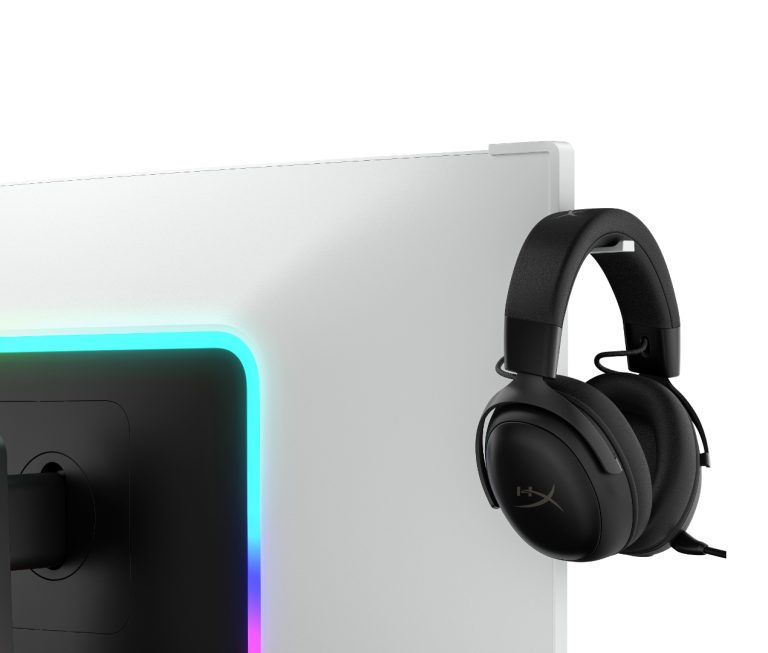 HP Omen Transcend 32 4K QD-OLED gaming monitor with 240Hz refresh rate ...