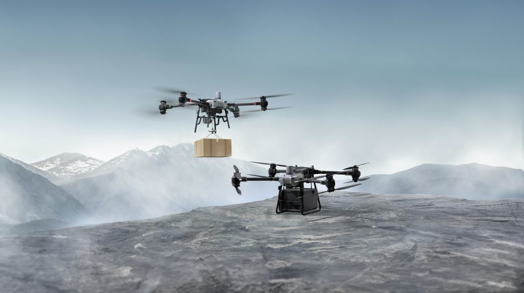 DJI FlyCart 30 with a long-range, high-payload design unveiled - Gizmochina