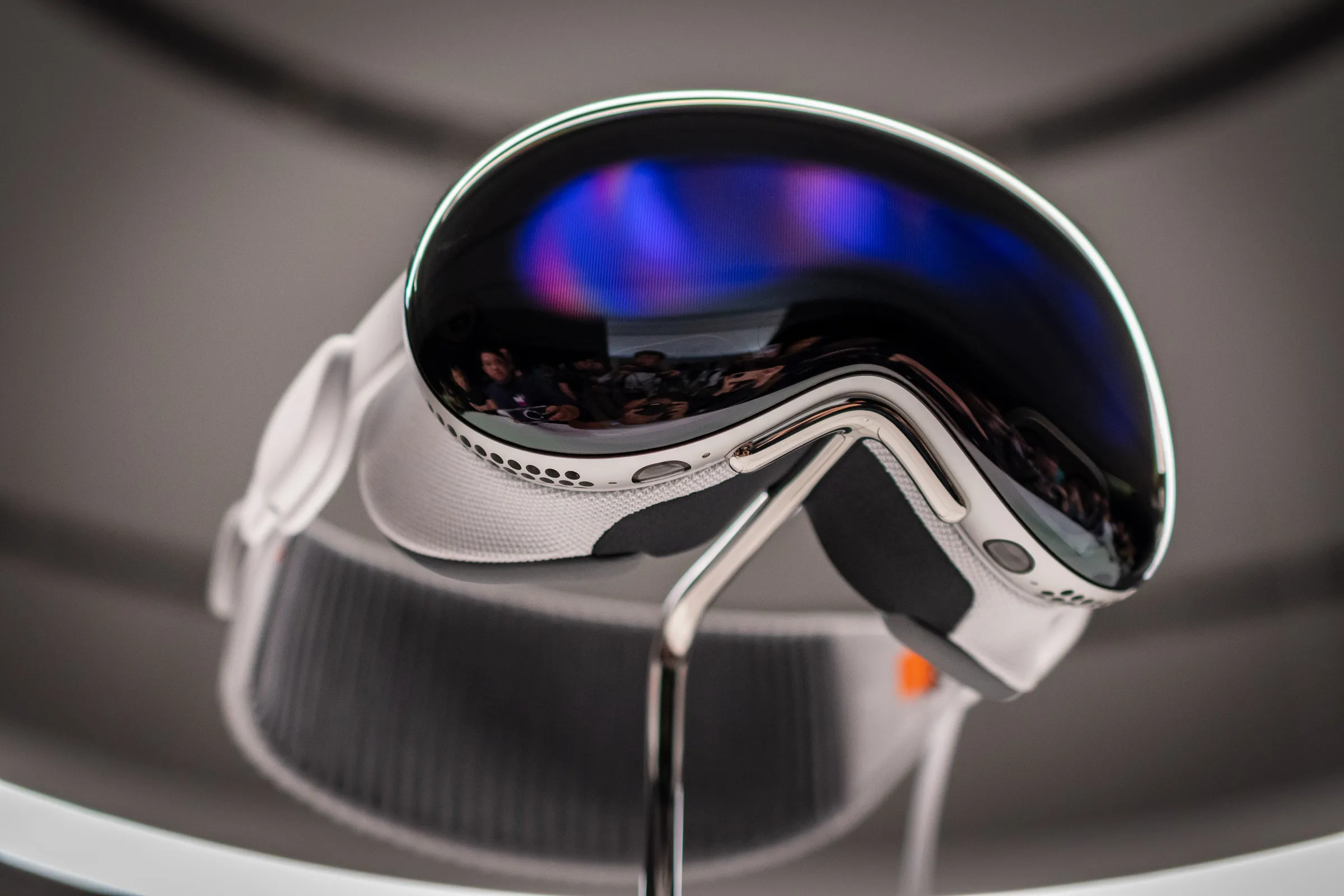 Apple Vision Pro could take four generations to become an iPad Killer ...