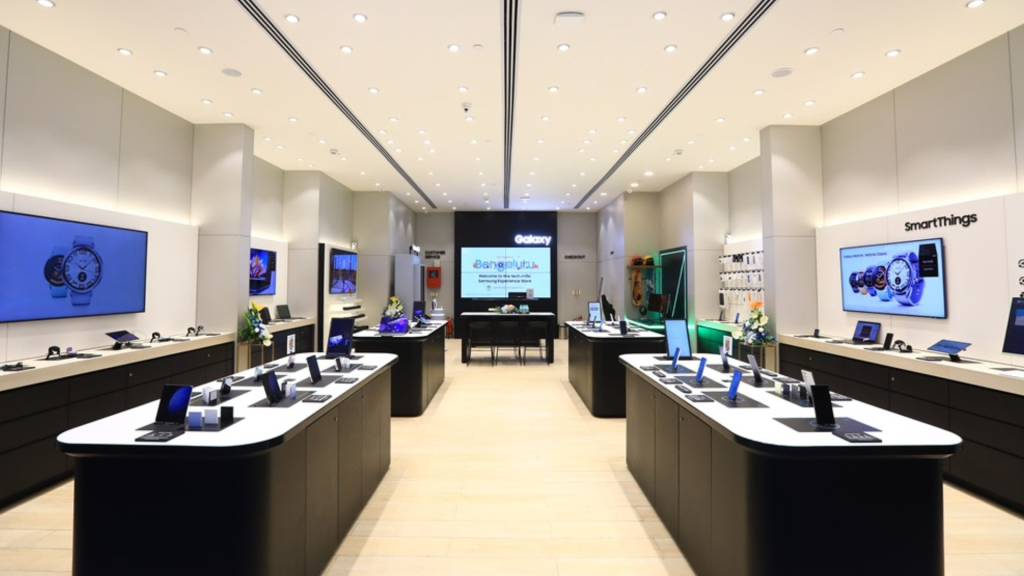 Samsung opens new Premium Experience Store in Bengaluru - Gizmochina