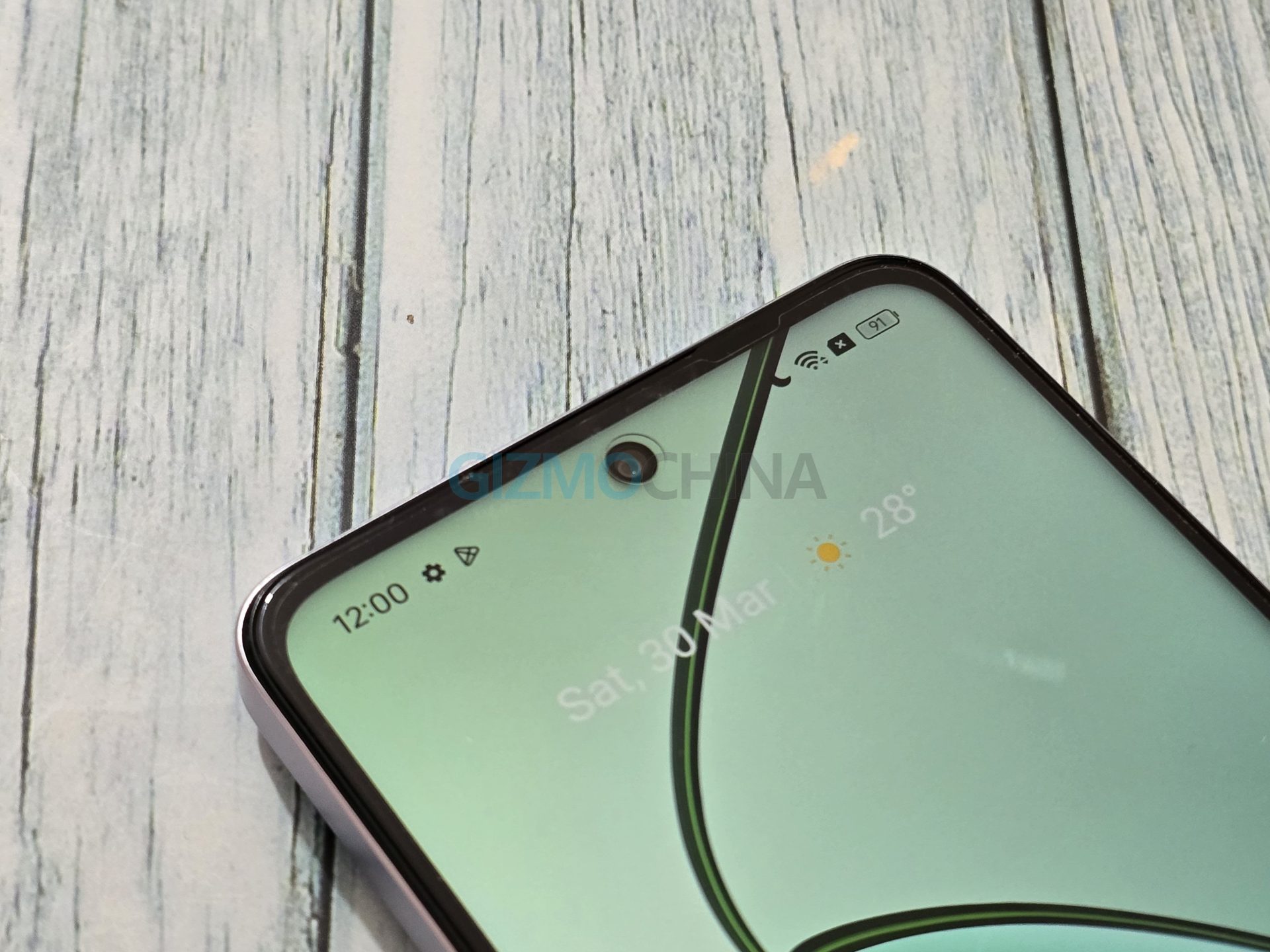 Realme 12x 5G hands-on: Entry-level 5G killer with several upgrades ...