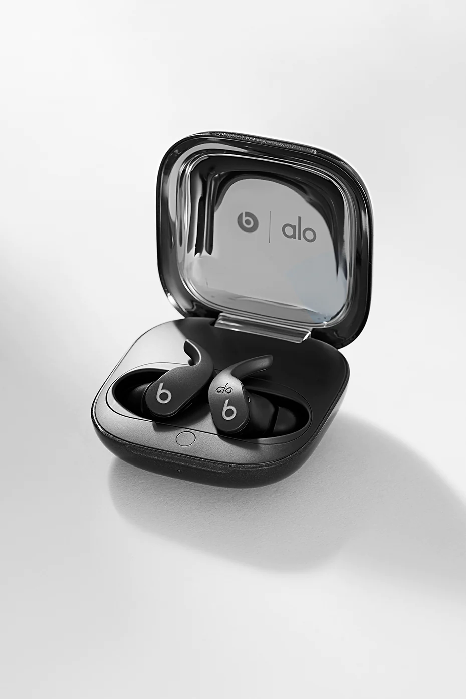 Apple collabs with Alo Yoga for special edition Beats Fit Pro - Gizmochina