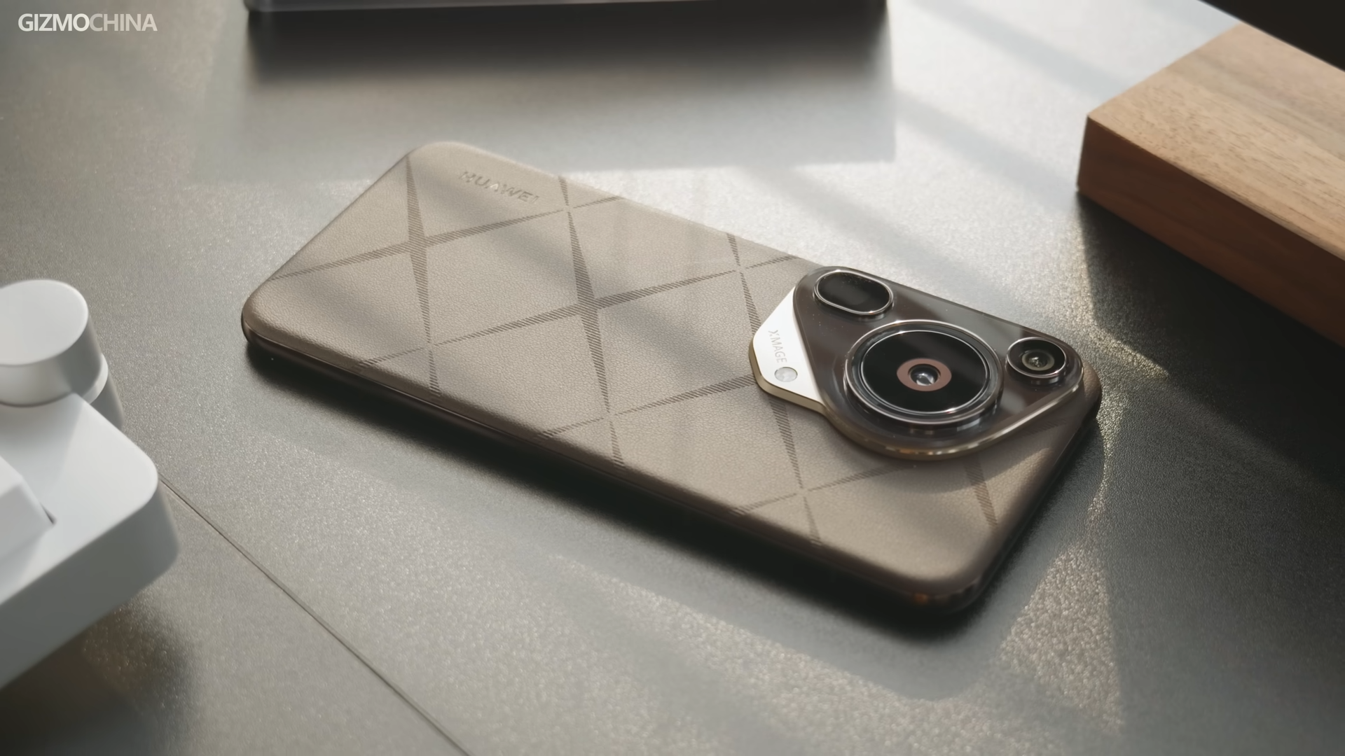 Huawei Pura 70 Ultra Retractable Camera Explained - Gizmochina