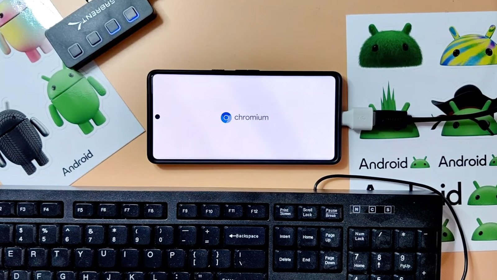 Google tries to run ChromeOS on Android devices to compete with Samsung ...