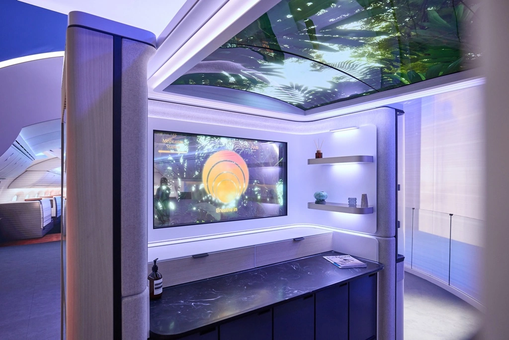 LG Display Takes Flight as OLED Panels Revolutionize Smart Cabin ...