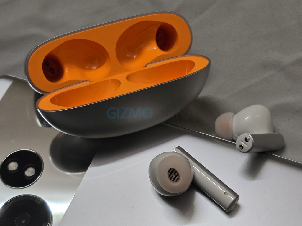 Realme Buds Air 6 hands-on: Delivers premium audio experience, powerful ...
