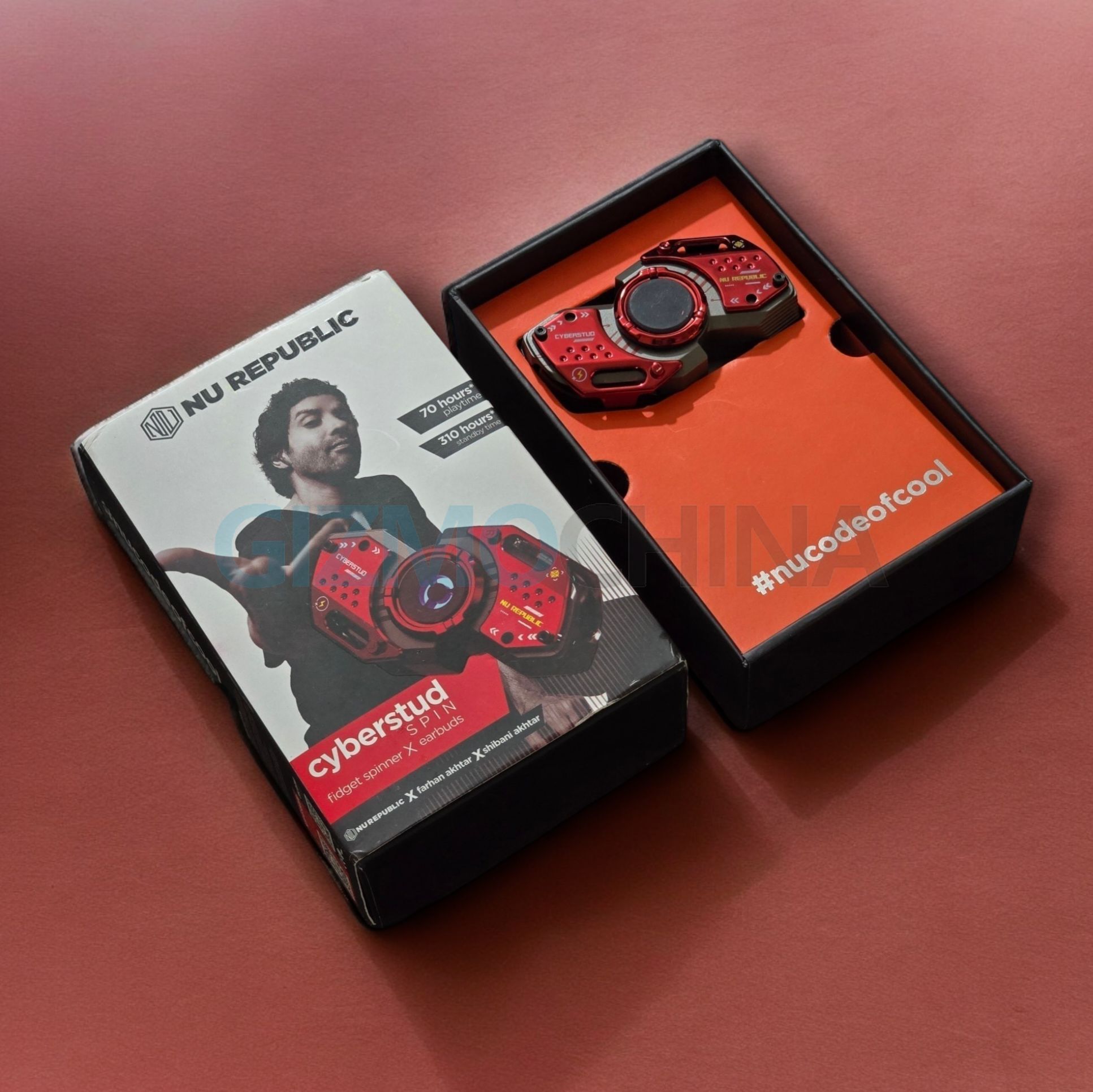 Cyberstud Spin hands-on: Unique TWS earbuds with fidget spinner design ...