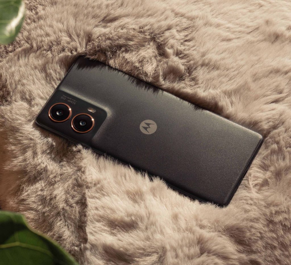 Moto G85 5G with Snapdragon 6s Gen 3 & 50MP OIS camera now available to ...