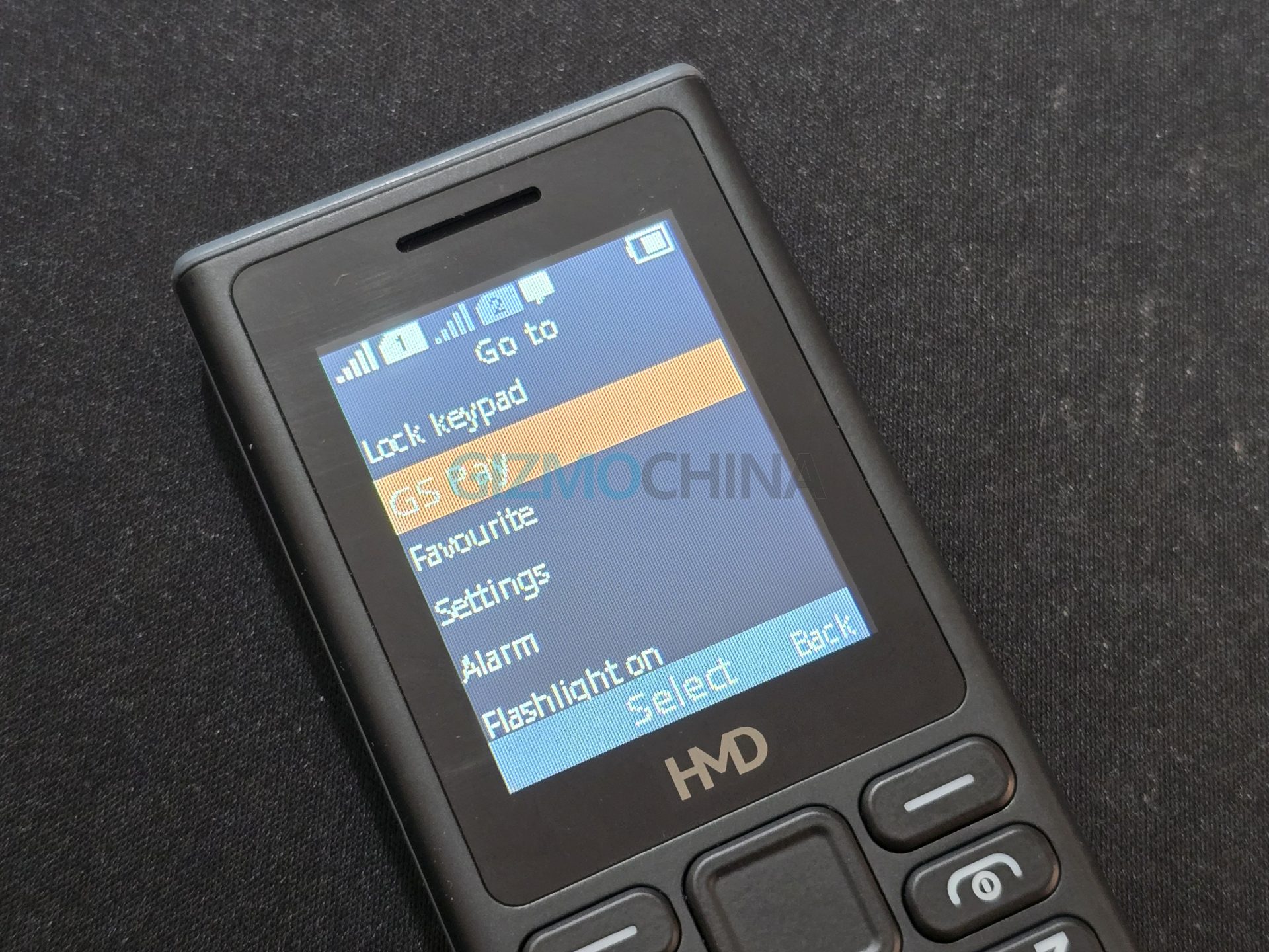 HMD 105 review: A feature phone with UPI payment support - Gizmochina