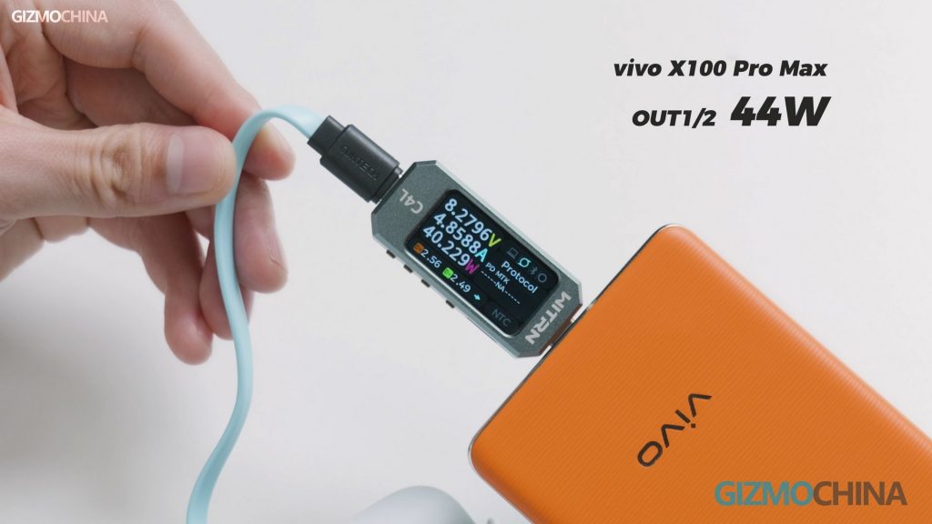 New CUKTECH Power Banks Quick Review: Built-in-Cabled one, or CUKTECH ...