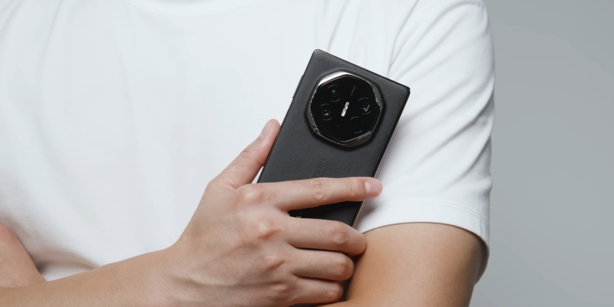 Our Huawei Mate XT Ultimate review is out: Discovering the Worlds First ...