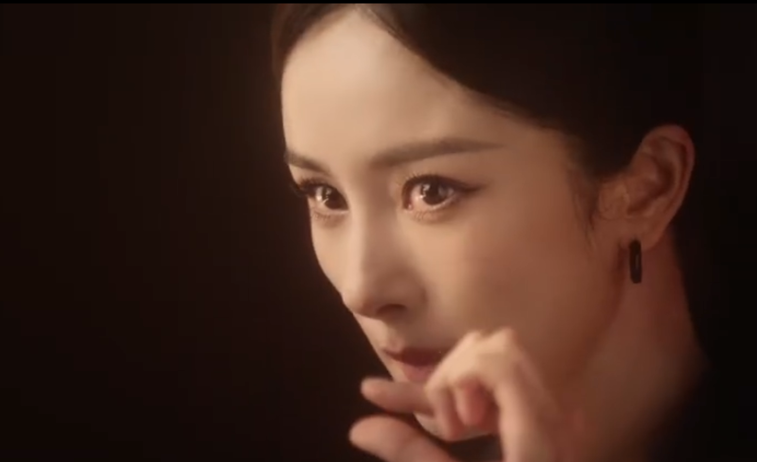 Huawei Mate XT’s first commercial released, here’s what revealed ...