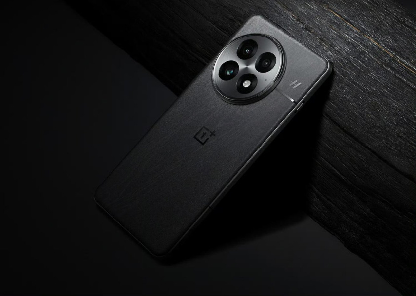 OnePlus 13 leaks in real-life image in multiple colors