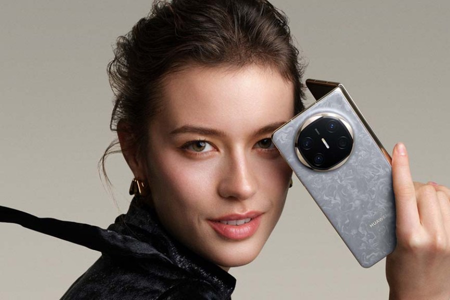 Huawei Mate X6 / Collector Edition unveiled bigger displays, tougher body