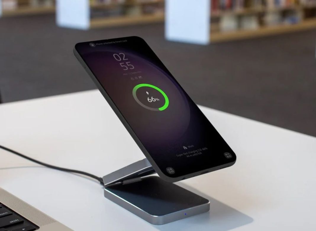 Galaxy S25 leaked: Samsung's small flagship phone may get even faster ...