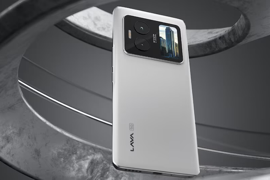 Lava launches Blaze Duo 5G with dual AMOLED display, Dimensity 7025