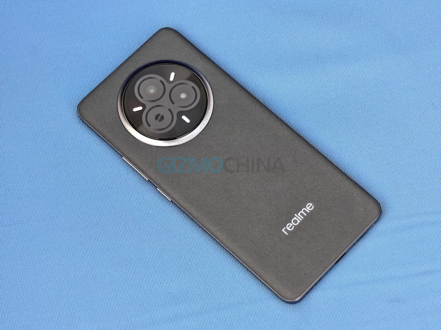 Realme 14 Pro review: A balanced upgrade with a surprising camera trade ...