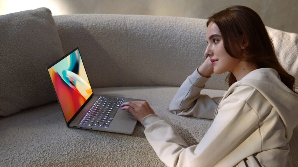 ASUS Zenbook A14 Now Available: 14" OLED, Snapdragon X processor & 32 ...