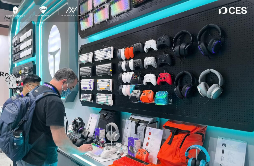 THUNDEROBOT Soars at the 2025 CES, Debuts various Novel Esports ...