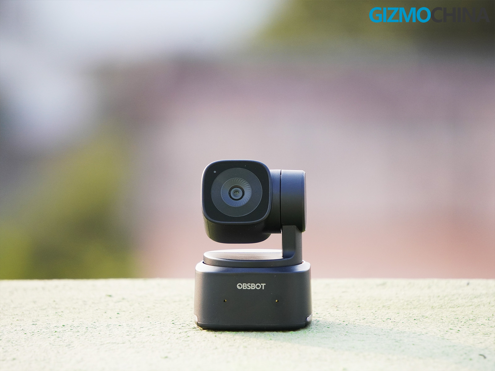 Obsbot Tiny SE and Meet SE Review: Affordable AI-Powered Webcams - Gizmochina