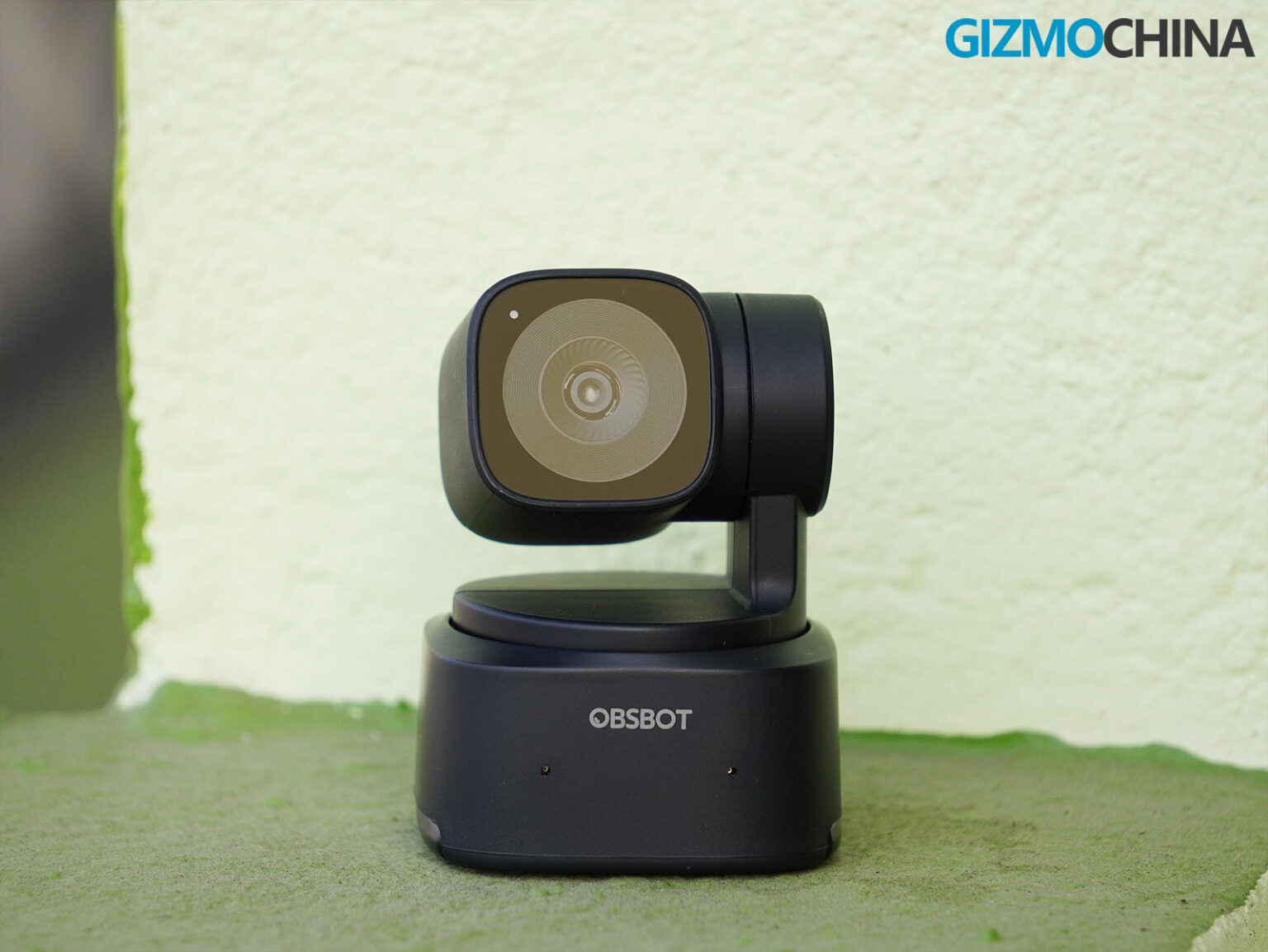 Obsbot Tiny SE and Meet SE Review: Affordable AI-Powered Webcams - Gizmochina