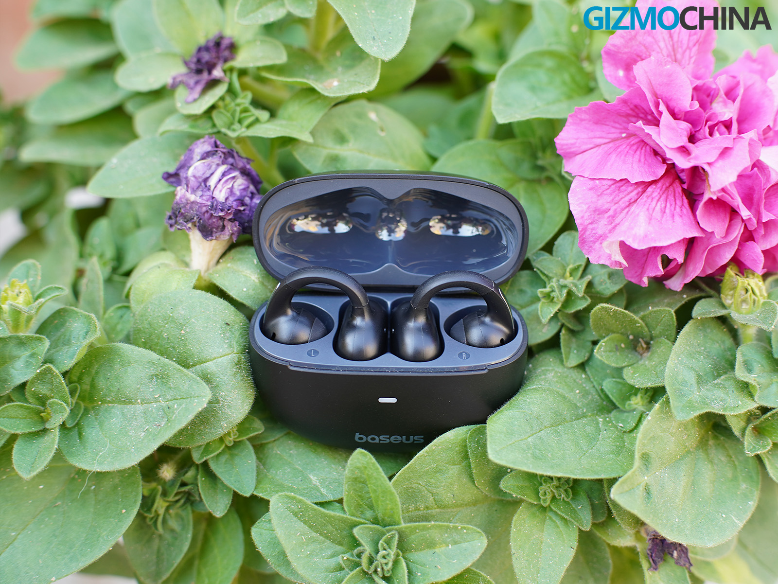 Baseus Bowie MC1 Review: Surprisingly Good Sound, But Can You Wear It All Day? - Gizmochina