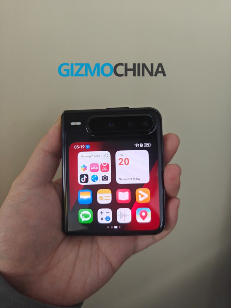 Here’s a closer look at Huawei’s bold new Pura X flip phone - Gizmochina